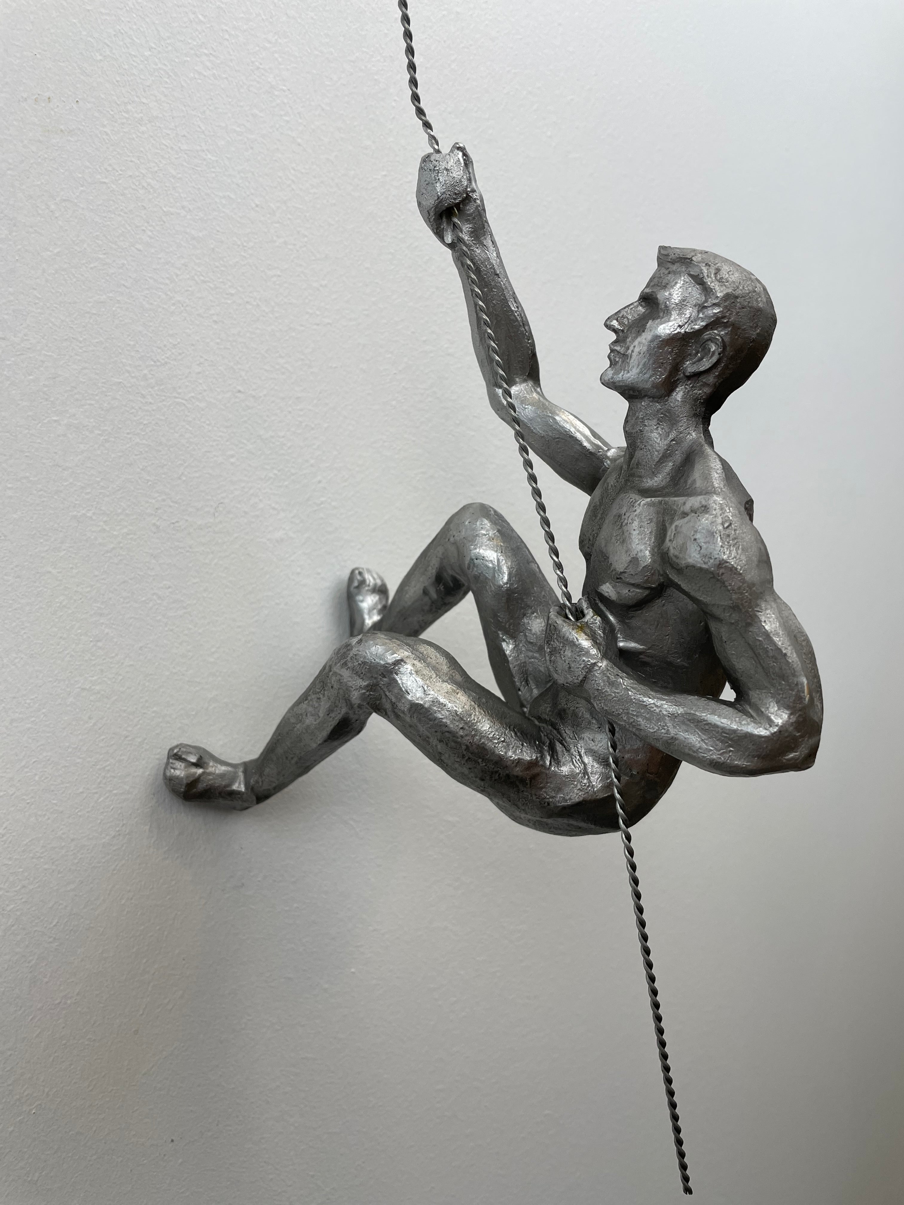 Iron Climbing Man Wall Decor – VII Designs + Gifts